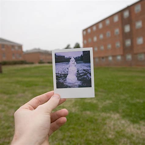 25 Creative Examples Of Polaroids In Pictures