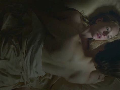 Brittany Robertson Nude