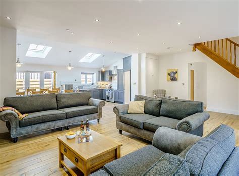 Vale Of Llangollen Farm Cottages Cor Tarw In Trevor Near Llangollen