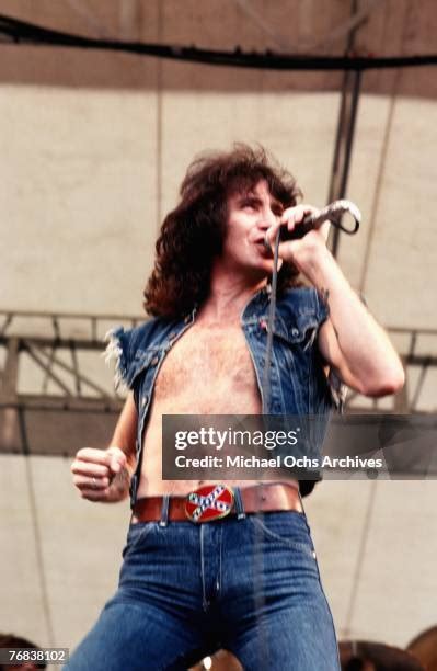 1 972 Bon Scott Photos And High Res Pictures Getty Images