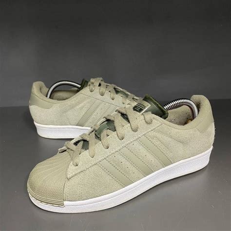 Кроссовки Adidas — ціна 760 грн у каталозі Кросівки Купити жіночі речі за доступною ціною на