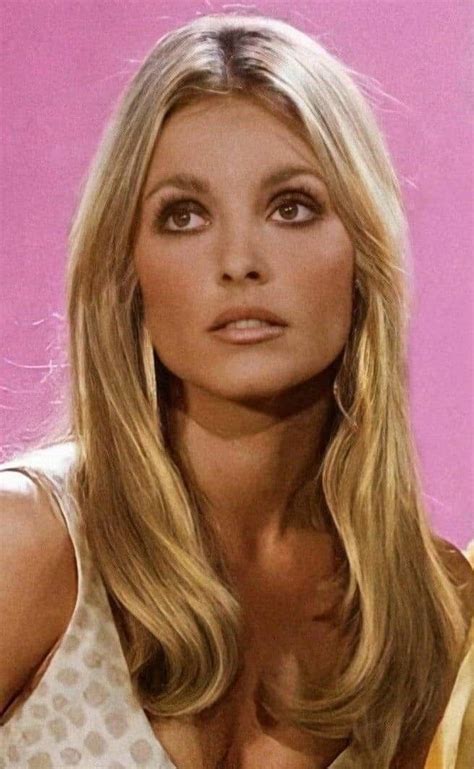 Pin By The Gregor On Sixties Chicks Makeup Inspiration Hair Styles