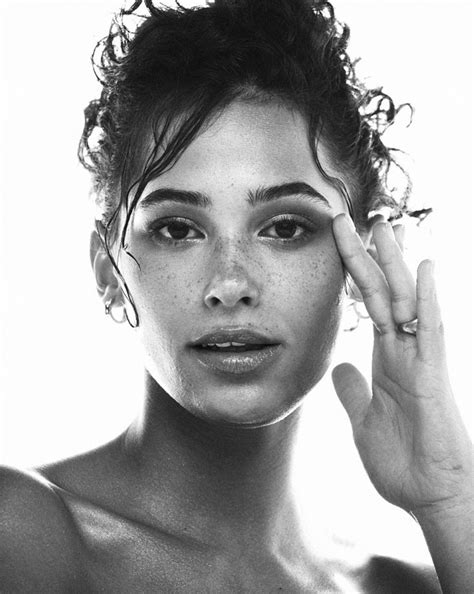 Barbara Gonzalez International Mattfaces