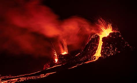 Cutting Edge Ai Tools Help Predict Earthquakes Near Europes Most Dangerous Volcano