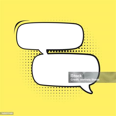 노란색 배경에 검은색 하프톤 그림자가 있는 복고풍 빈 만화 말풍선 여러 대화 대화 템플릿입니다 벡터 일러스트레이션 텍스트 프레임 빈티지 디자인 팝 아트 스타일 구름에 대한