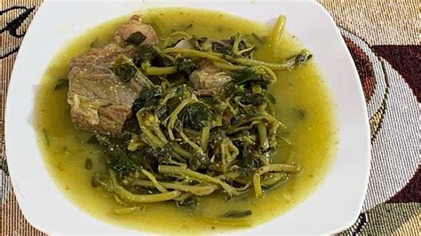 Verdolagas Con Costillas De Puerco En Salsa Verde