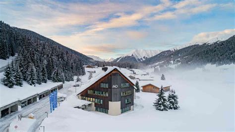 Orthobullets The Lateral Pillar Classification Of Legg Calve Perthes