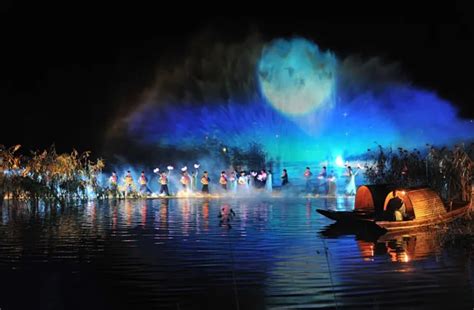 若没有来过，你根本不会明白夜游“人间仙境”有多美妙！丨拈花湾·好夜 花海 花瓣网