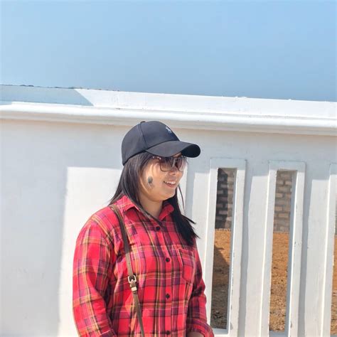 မြေပါပိုင်မည့်လိုင်းခန်းအရောင်း လိုင်းခန်းတစ်ခန်းကို သိန်း၂၅၀ ပြင်ဦးလ