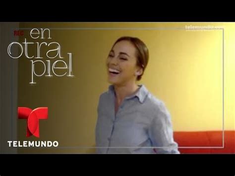En Otra Piel María Elisa Camargo Es Sorprendida Por La Fan Infiltrada