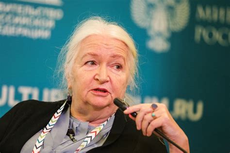 "Спальные районы построены так, чтобы люди сошли с ума". Профессор ...