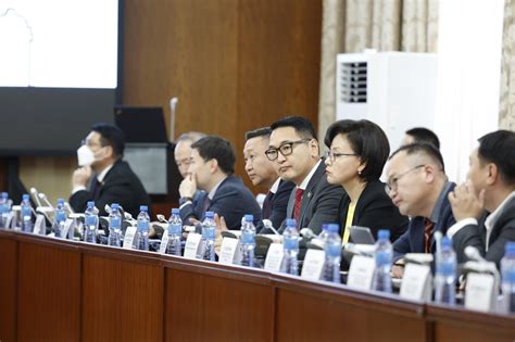 Төрийн бүтээмжийн Үндэсний хорооны анхдугаар хуралдаан боллоо