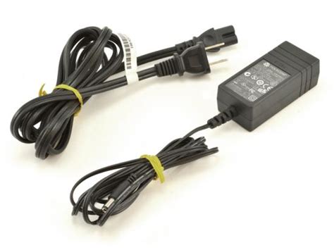Polycom Soundpoint Ip 24vdc Universal Power Supply