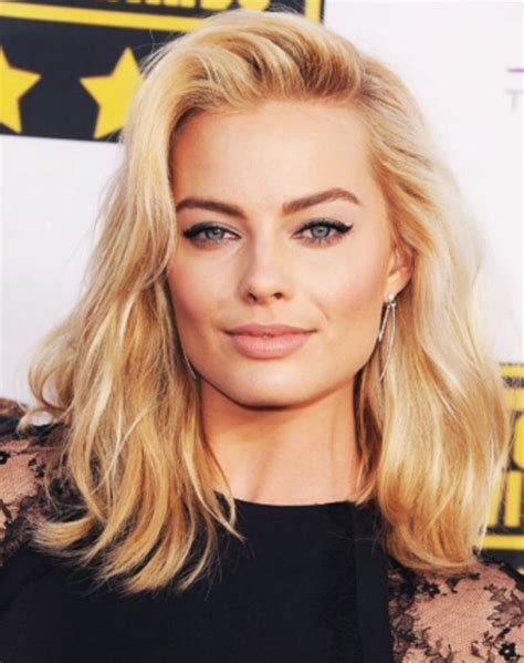 I Want This Hair Style Lob Margot Robbie Margot Robbie Hair Medium