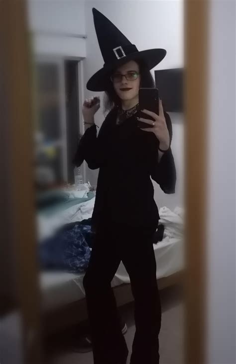 Im A Witch Scrolller Im A Witch Scrolller