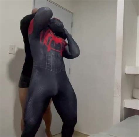 Hero Ambush Spidey ThisVid Com Hero Ambush Spidey ThisVid Com