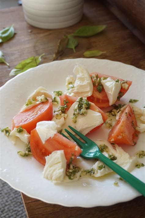 카프레제 생모짜렐라치즈 바질 소스 토마토 카프레제 샐러드 만드는 법 네이버 블로그