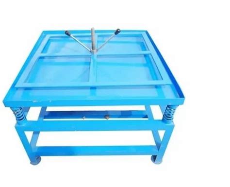 Paras Stainless Steel Vibrating Table Provider Power 1 2 Kw Model