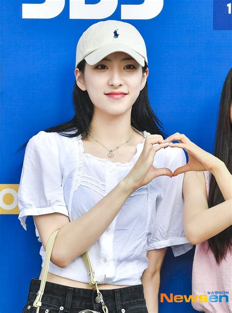 우주소녀 은서 압도적으로 예뻐 포토엔hd 네이트 연예 우주소녀 은서 압도적으로 예뻐 포토엔hd 네이트 연예