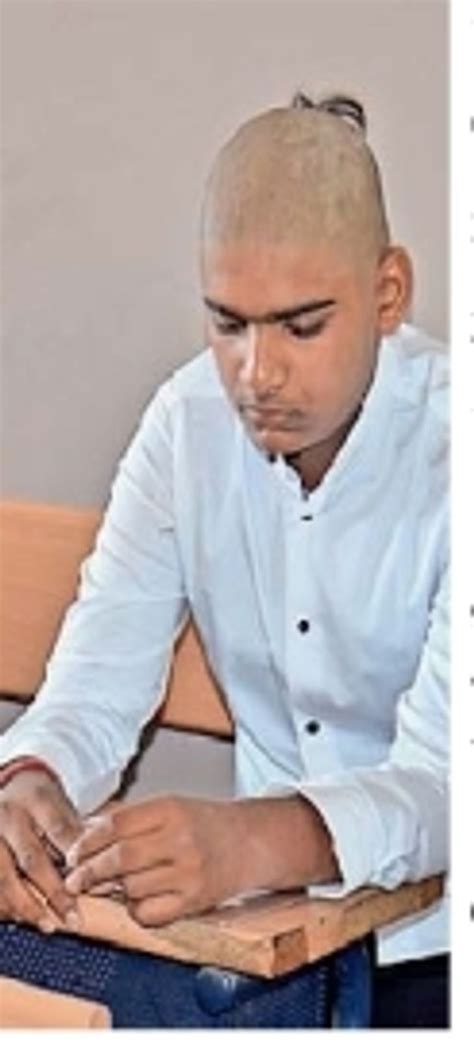 Gujarati Paper In Class 10 Is Easy Time Lost In Class 12 Physics પરીક્ષા ધો 10માં ગુજરાતી