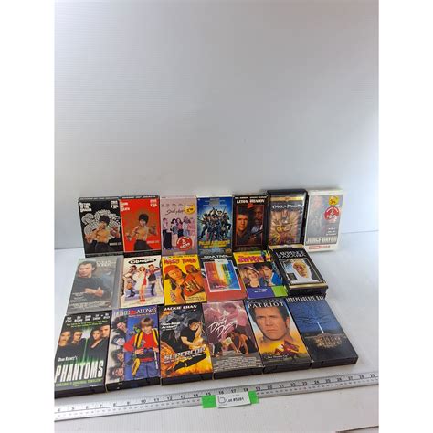 19 Vhs Tapes Supercop Lethal Weapon 2 Monkey Trouble Misc
