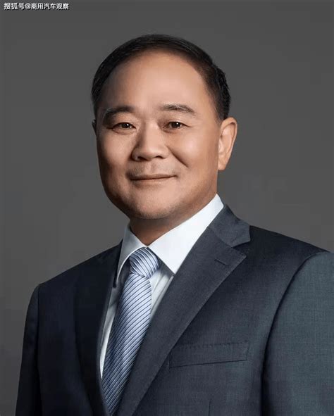 两会上的 低碳”声音新能源货车内燃机