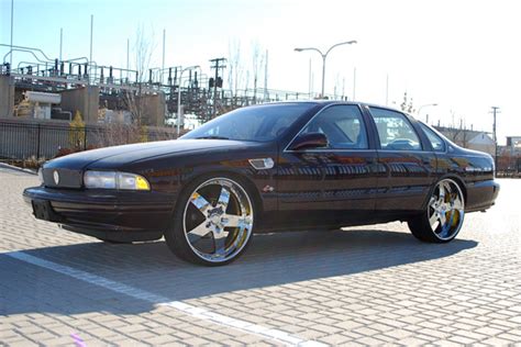 Impala On 22 Inch Rims 22 Inch 22x9 American Racing Nova Rim And Tire