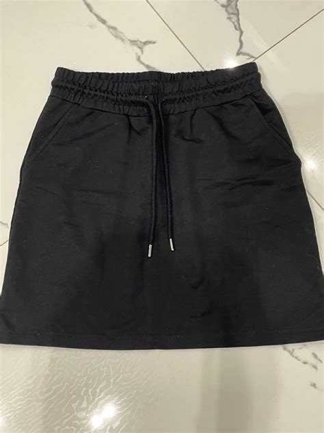 Коротка спідниця — ціна 180 грн у каталозі Міні спідниці Купити жіночі речі за доступною ціною