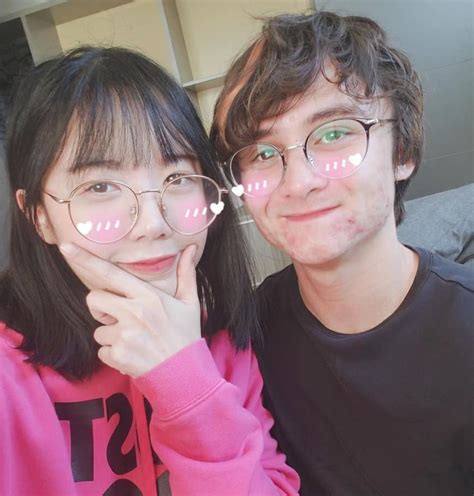 Michael Reeves Youtuber And Lilypichu Photos News And Videos Trivia And Quotes Famousfix