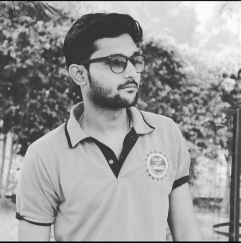 krishna tyagi medium