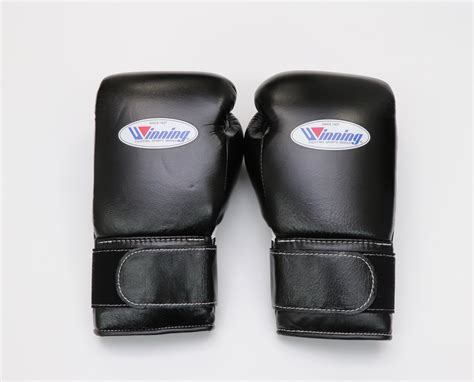 Name Included Winning Boxing Gloves Velcro Type Ms 400 B 12 Oz