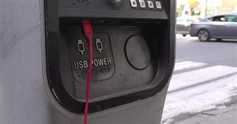 Fbi Warns Of The Dangers Of Using Public Usb Ports Due To Hackers Cbs