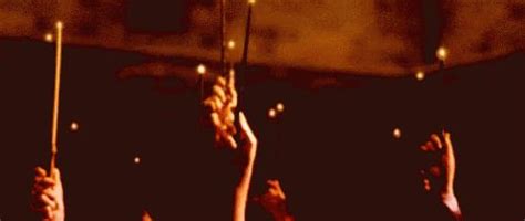 Cv9dxloj5amaaaac Wands Up Harry Potter  Harry