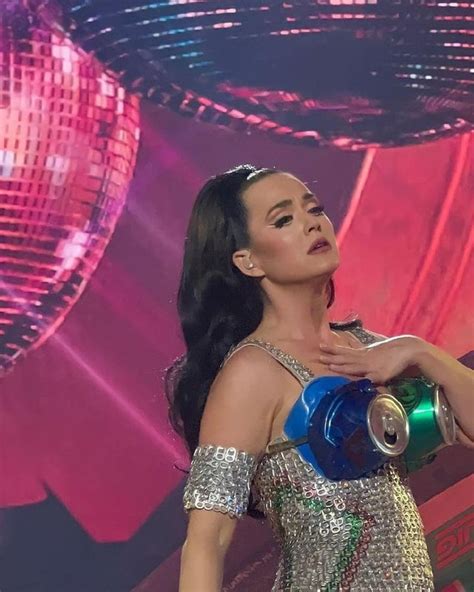 Katy Still Has The Best Boobs In Music Something Taylor Swift Will Never Top Rkatyperrysprivates