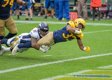 Aaron Jones Touchdown Aaron Jones Of The Green Bay Packers Flickr