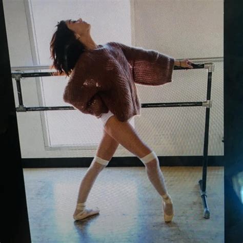 Sarah Hyland Fappening Sexy Bikini And Hot Dress The Fappening