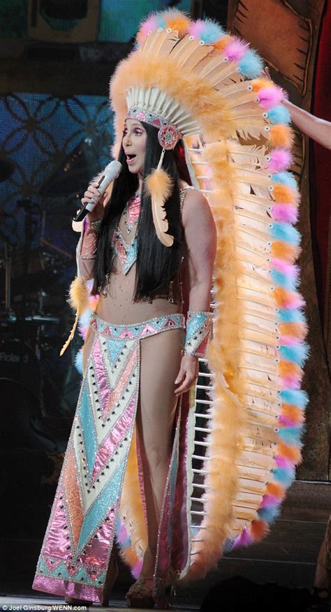 Cher Con 67 Años Se Animó Al Topless