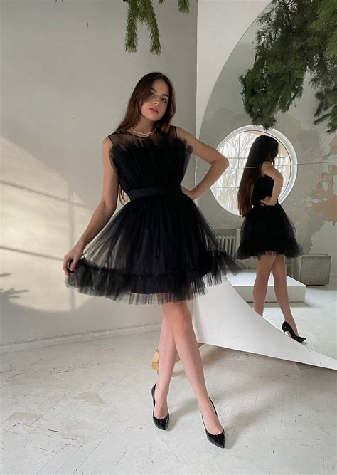 Short Black Prom Dresses With Straps