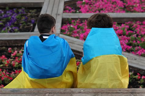 На підконтрольну Україні територію повернули ще 8 дітей