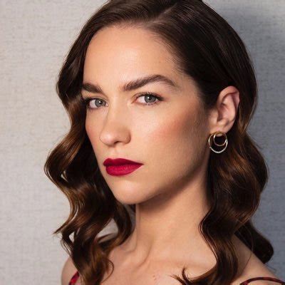 Melanie Scrofanos Instagram Twitter And Facebook On Idcrawl