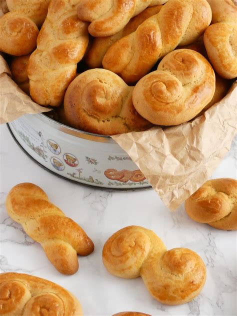 Koulourakia Greek Easter Cookies My Baking Saga
