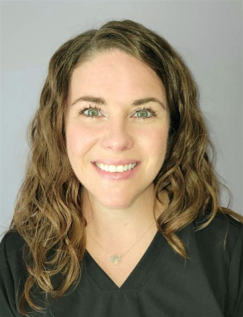 Meet Doctor Strohmeyer And Team Strohmeyer Dental Stl Dentist