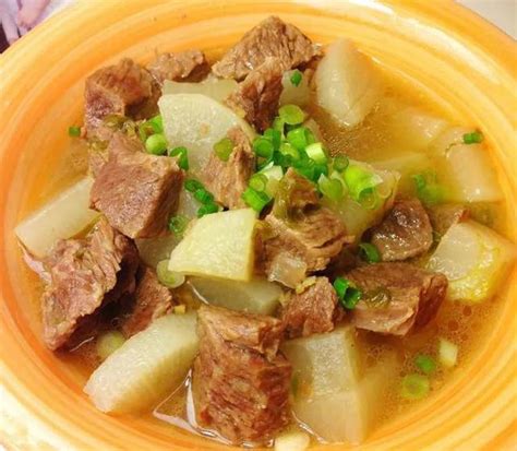 炖牛肉怎么做好吃大厨教你3种做法