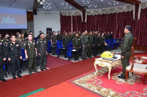 ឧត្ដមសេនីយ៍ឯក ខឹម សន ផ្សព្វផ្សាយយុទ្ធសាស្ត្របញ្ចកោណដំណាក់កាលទី១