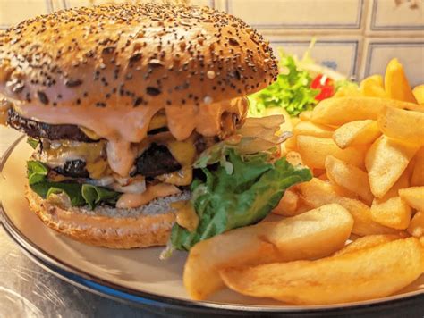 Discover Trefin Holiday Cottages By Netletuk