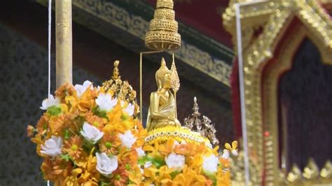 ข่าวพระบาทสมเด็จพระเจ้าอยู่หัว และสมเด็จพระนางเจ้าฯ พระบรมราชินี เสด็จพระราชดำเนินไปในการ