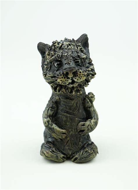 Статуэтка тигр 2022 тигрёнок цвета черного — цена 76 грн в каталоге Статуэтки Купить товары для