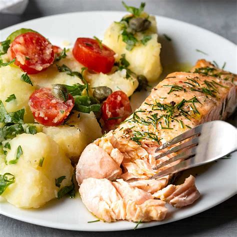 Συνταγή για ψητό σολομό στο φούρνο ή στο Air Fryer The Hungry Bites