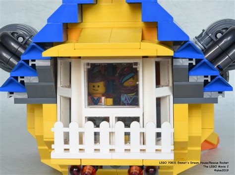 Lego 70831 Movie 2 Emmets Dream House And Rescue Rocket Complete Set