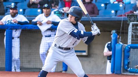 Brock Roddens Single Leads Sox Past Hops 5 4